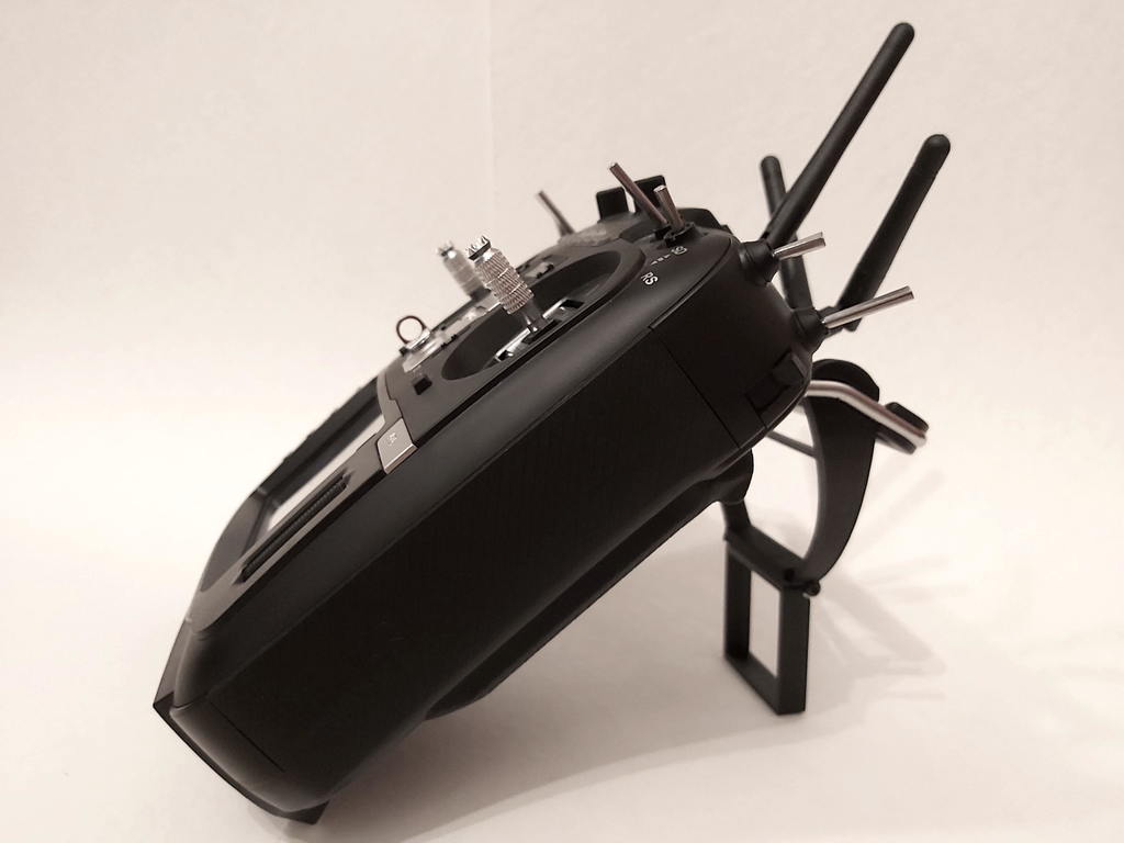 Free 3D file FPV Monitor Mount Holder & Foldable Stand (Radiomaster ...