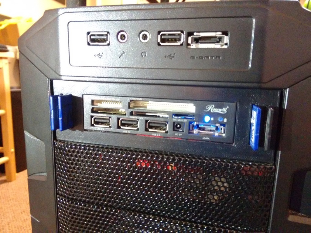 🖥️ PC Case 3.5 to 5.25 Drive Bay Adapter with SD Card Storage!・Free STL ...