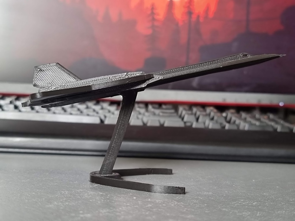 🧞‍♂️ Lockheed SR-71 Blackbird + Stand Kit Card・Free 3D File for ・Cults
