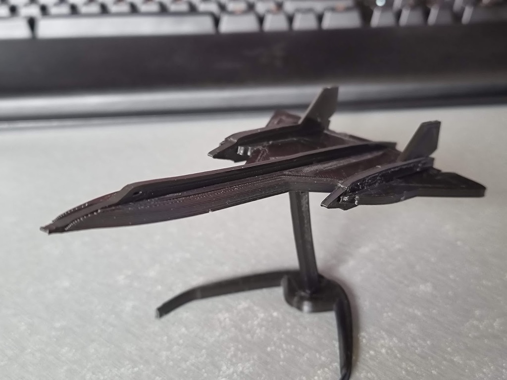 🧞‍♂️ Lockheed SR-71 Blackbird + Stand Kit Card・Free 3D File for ・Cults