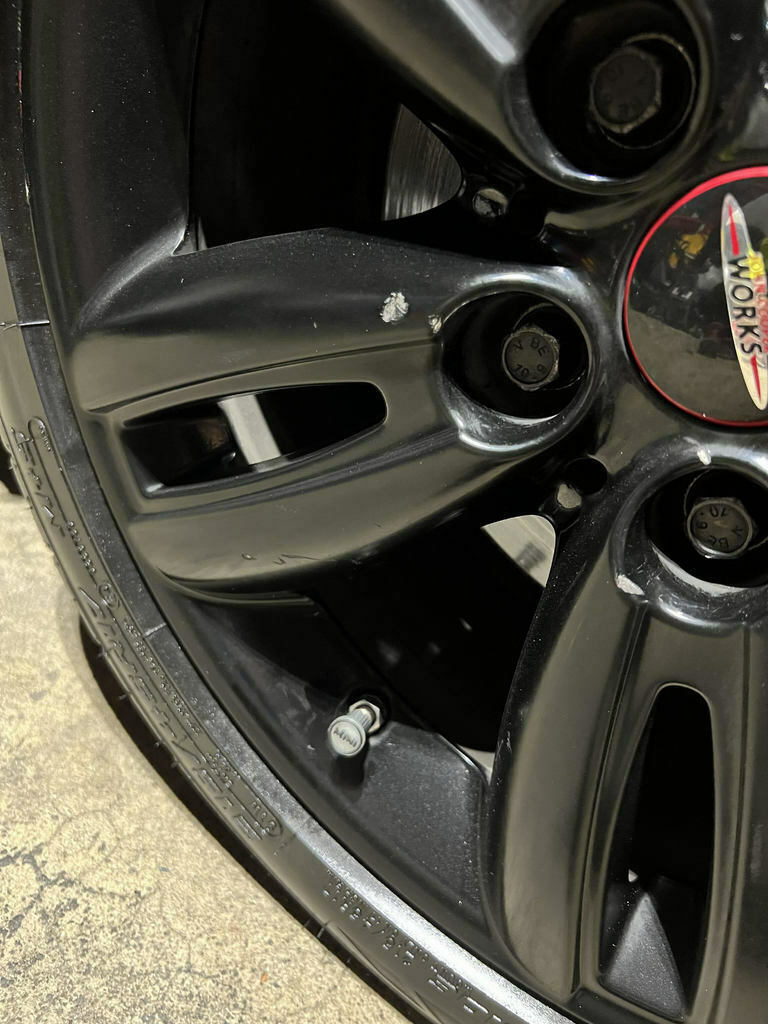 🚗 Mini Cooper Valve Stem Caps・Free 3D File for ・Cults