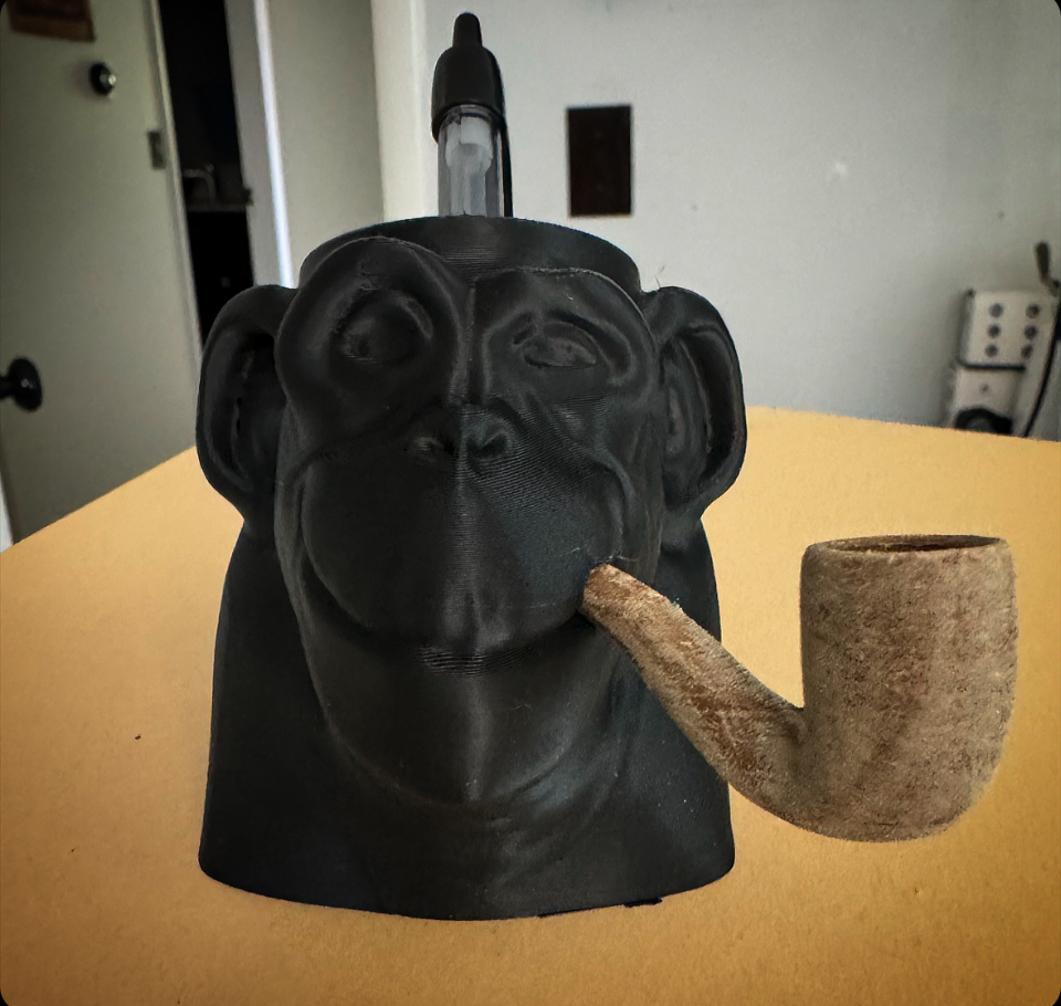 Free 3D file Smoking Chimp Pencil Holder 🚬 ・3D printable object to ...