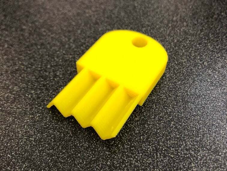 3D printed Paper Towel Key improved for easier printing・Cults