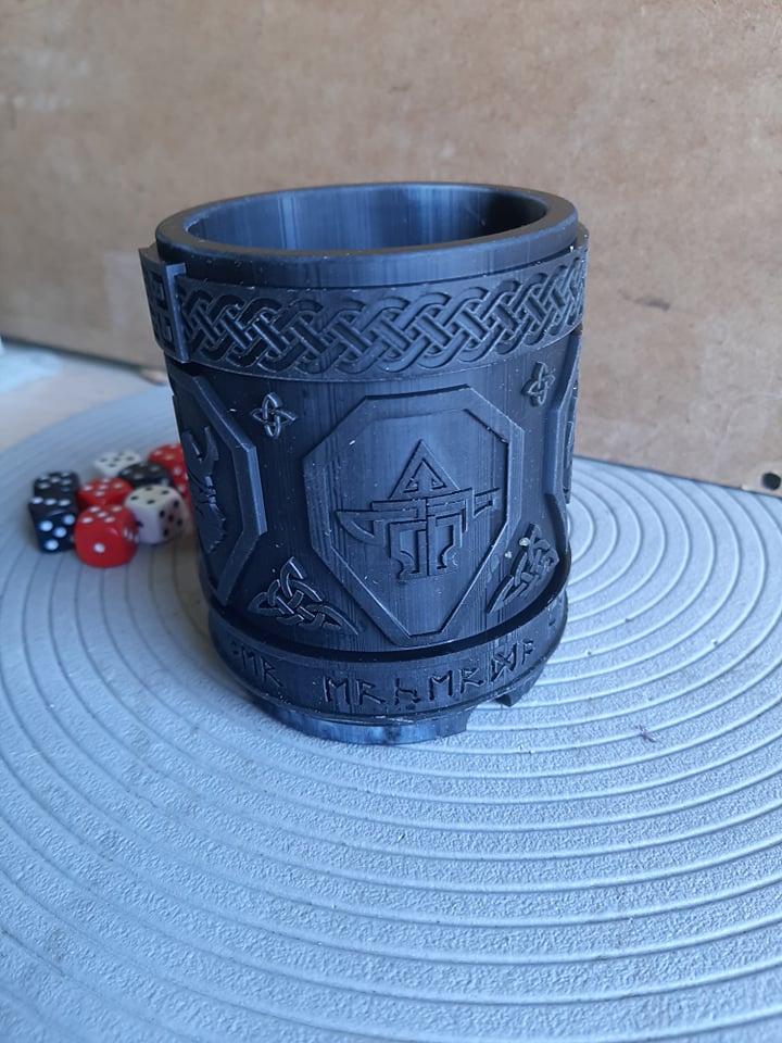 STL file Dwarf Dice Cup 🎲・3D printing model to download・Cults