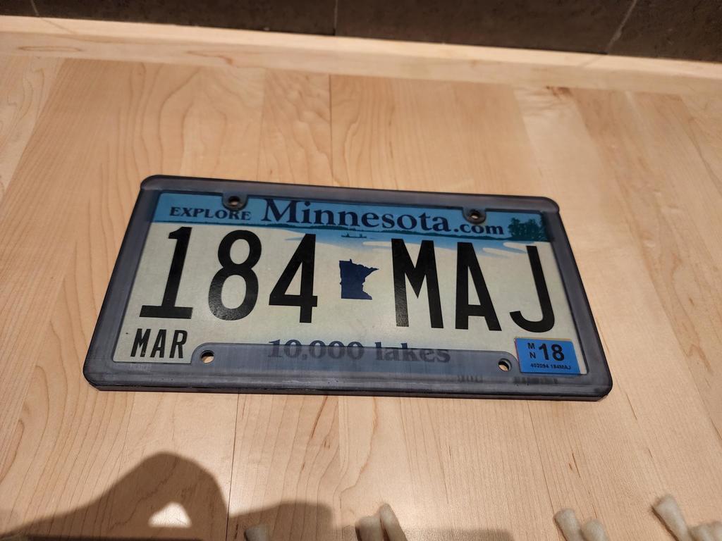 🖼️ License Plate Frame・Free STL File for ・Cults