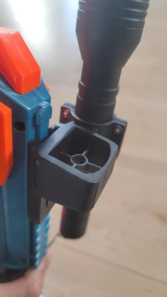 🔫 Nerf Sniper Reflex Scope w/Flashlight Mount・Free STL File for ・Cults
