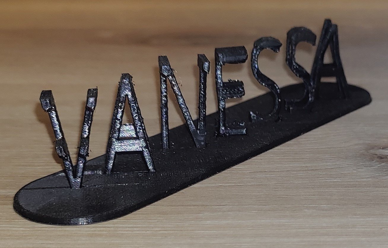 3D print Dual Letter Illusion with Tinkercad・Cults