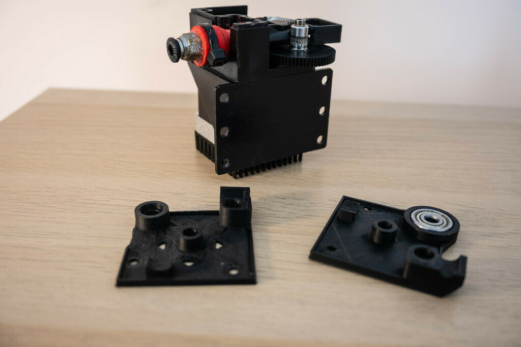 🧢 Titan Extruder - plastic cover (w/ multiple bearing options)・Free 3D ...