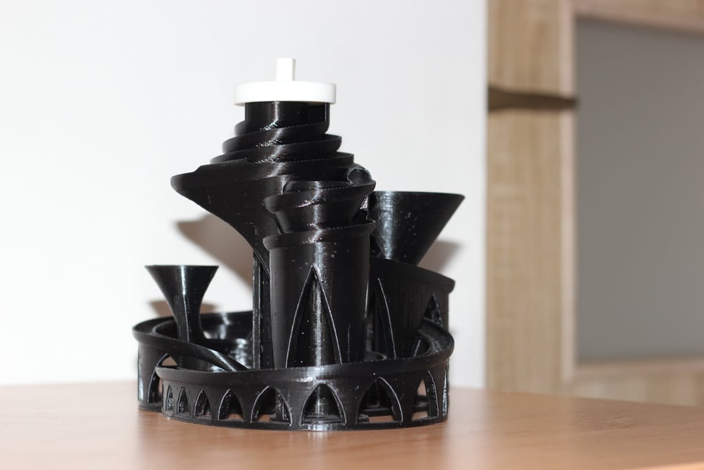 3D printing The Cyclone: triple lift, triple track marble machine・Cults