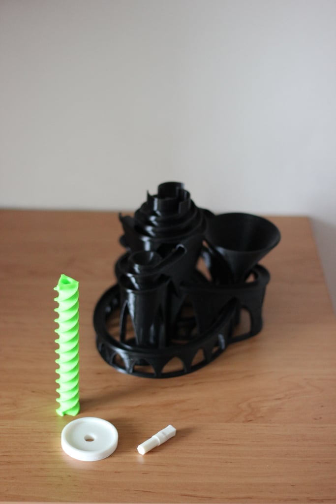 3D printing The Cyclone: triple lift, triple track marble machine・Cults
