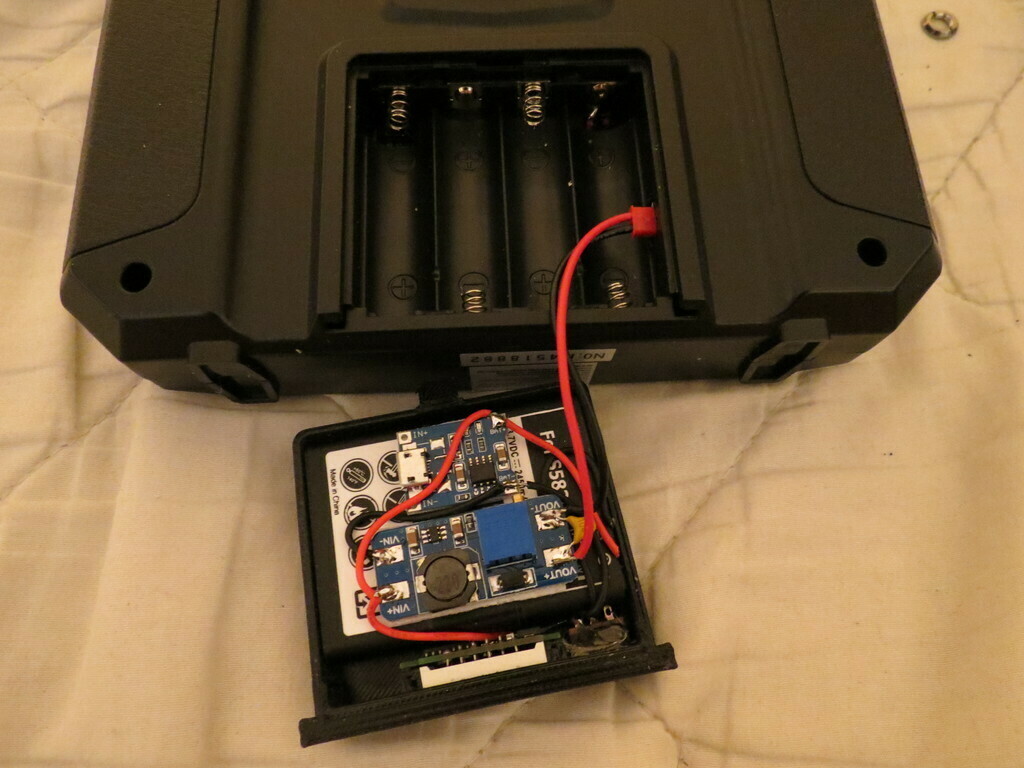 Fichier 3D gratuit Batterie rechargeable pour émetteur Flysky i6 🚁 ...