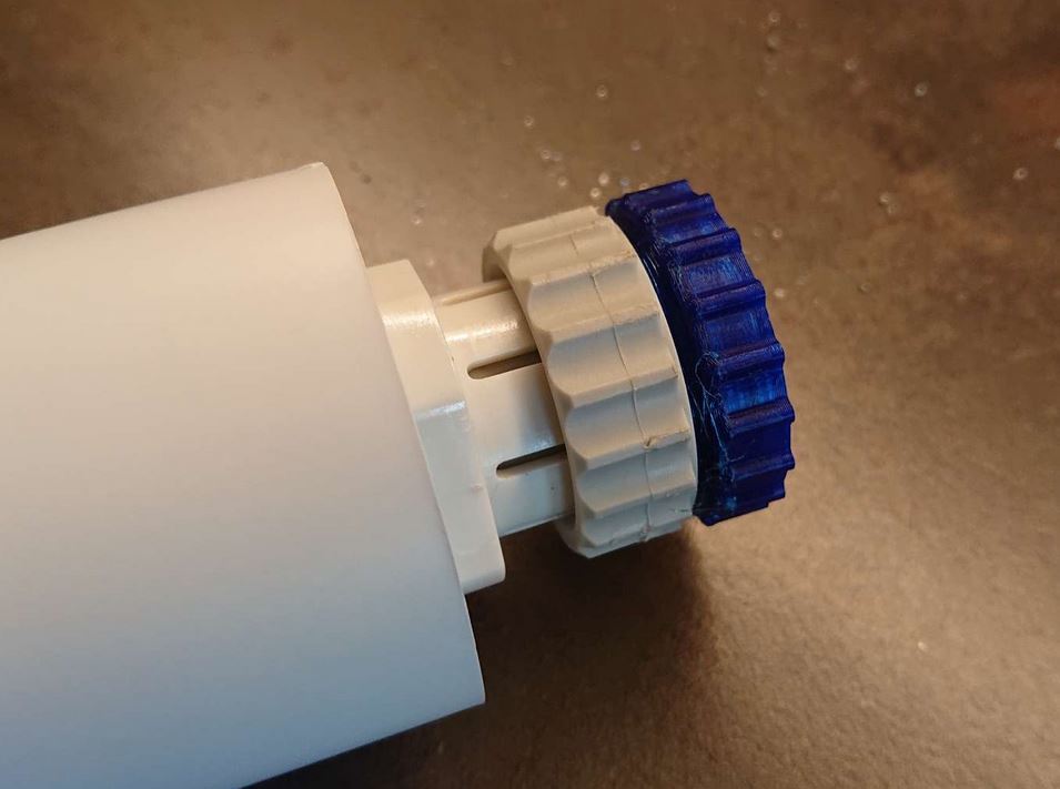 Free 3D file Oventrop TRV adapter 30 x 1.5 to 30 x 1 👽 ・3D print model ...