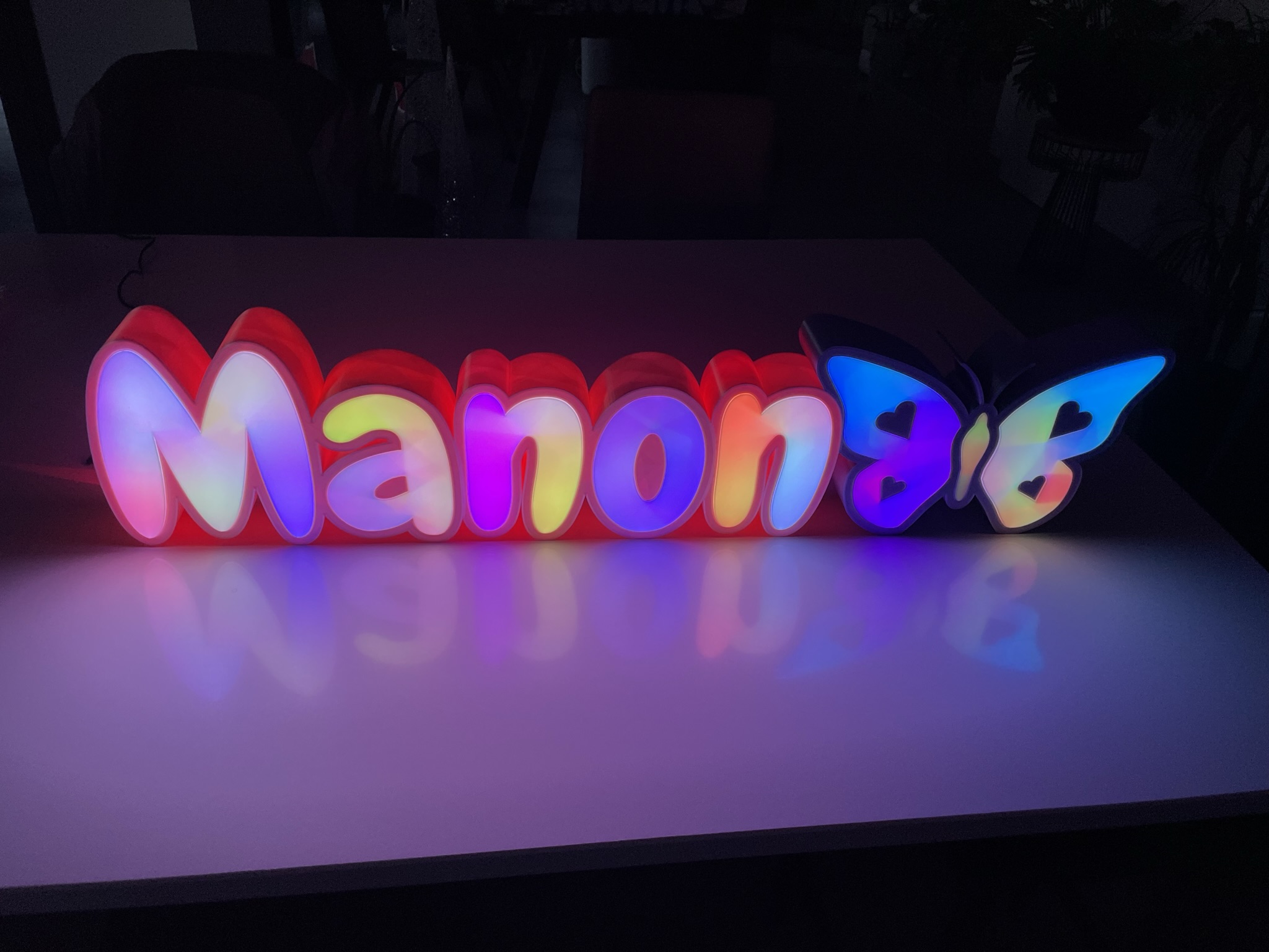 🦋 Luminous name Manon with butterfly・ STL File for ・Cults