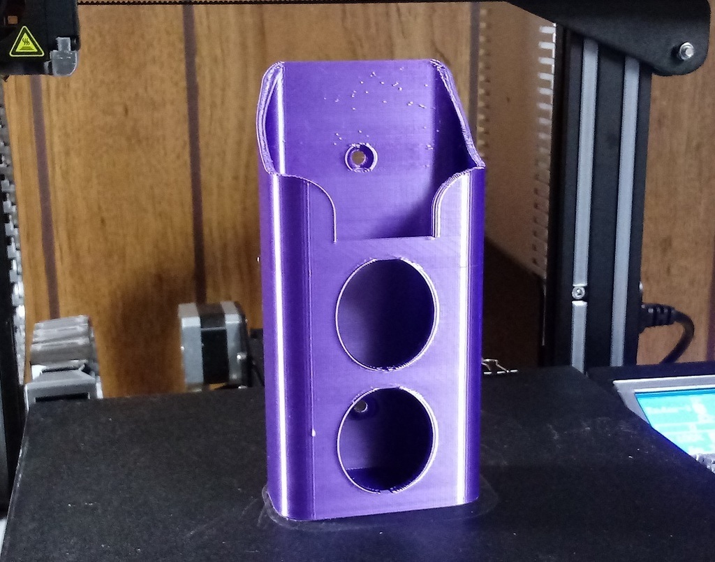 🏠 Universal remote holder 2・Free STL File for ・Cults