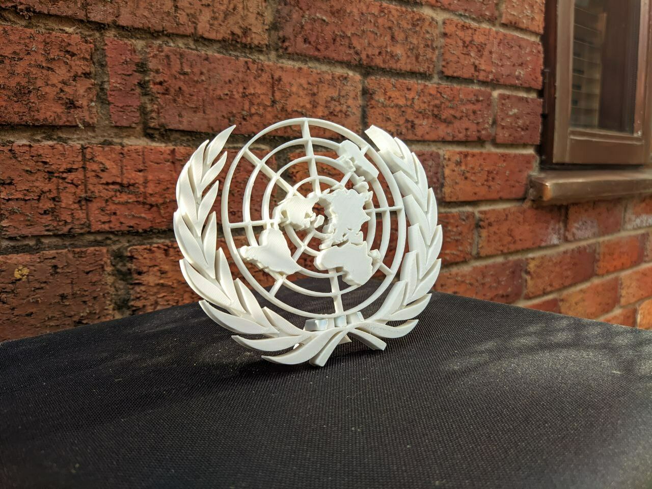 STL file United Nations Emblem 🇺🇸 ・3D print object to download・Cults