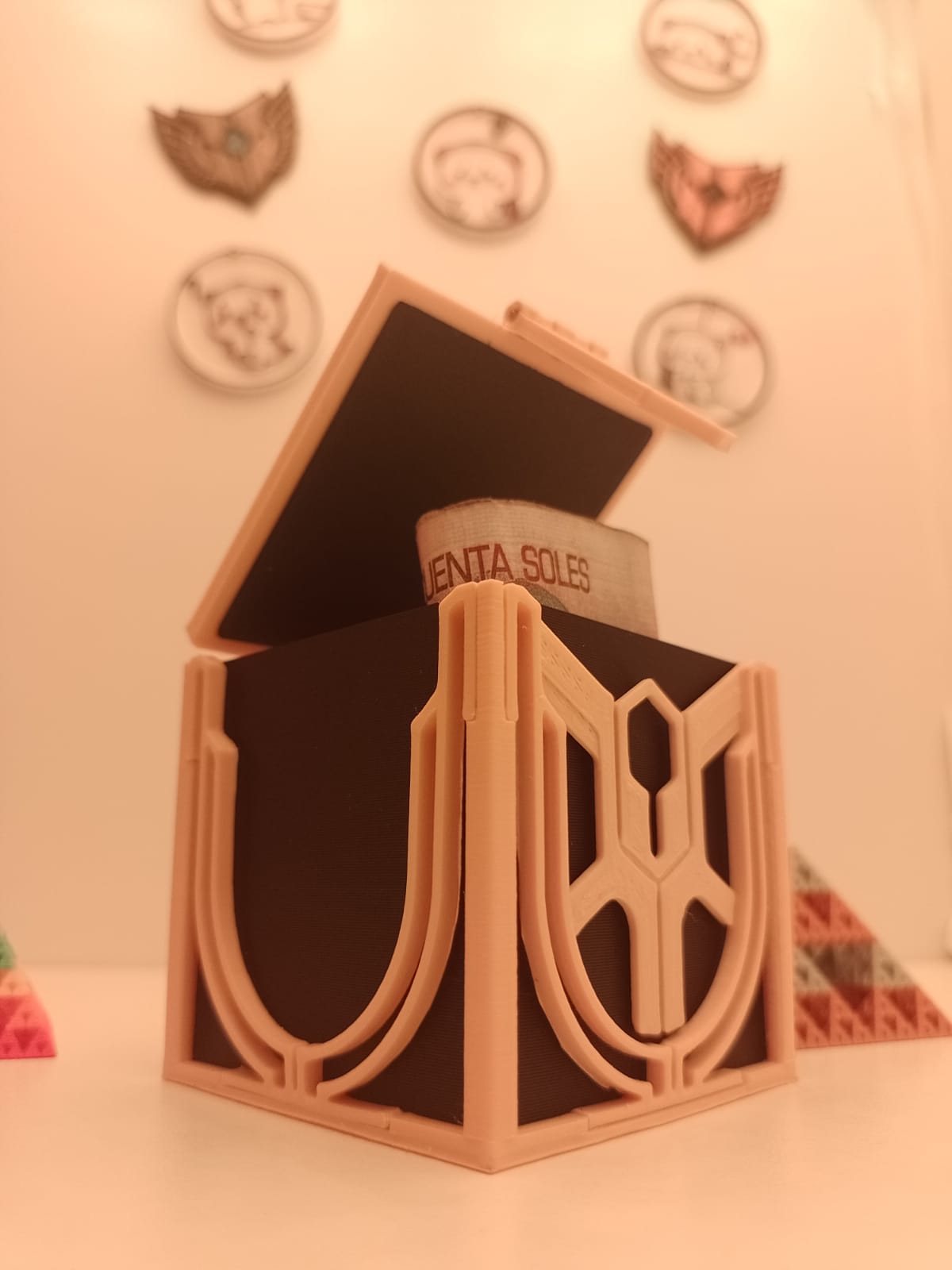 STL file Hextech Box V. 2.0 📦 ・3D print design to download・Cults