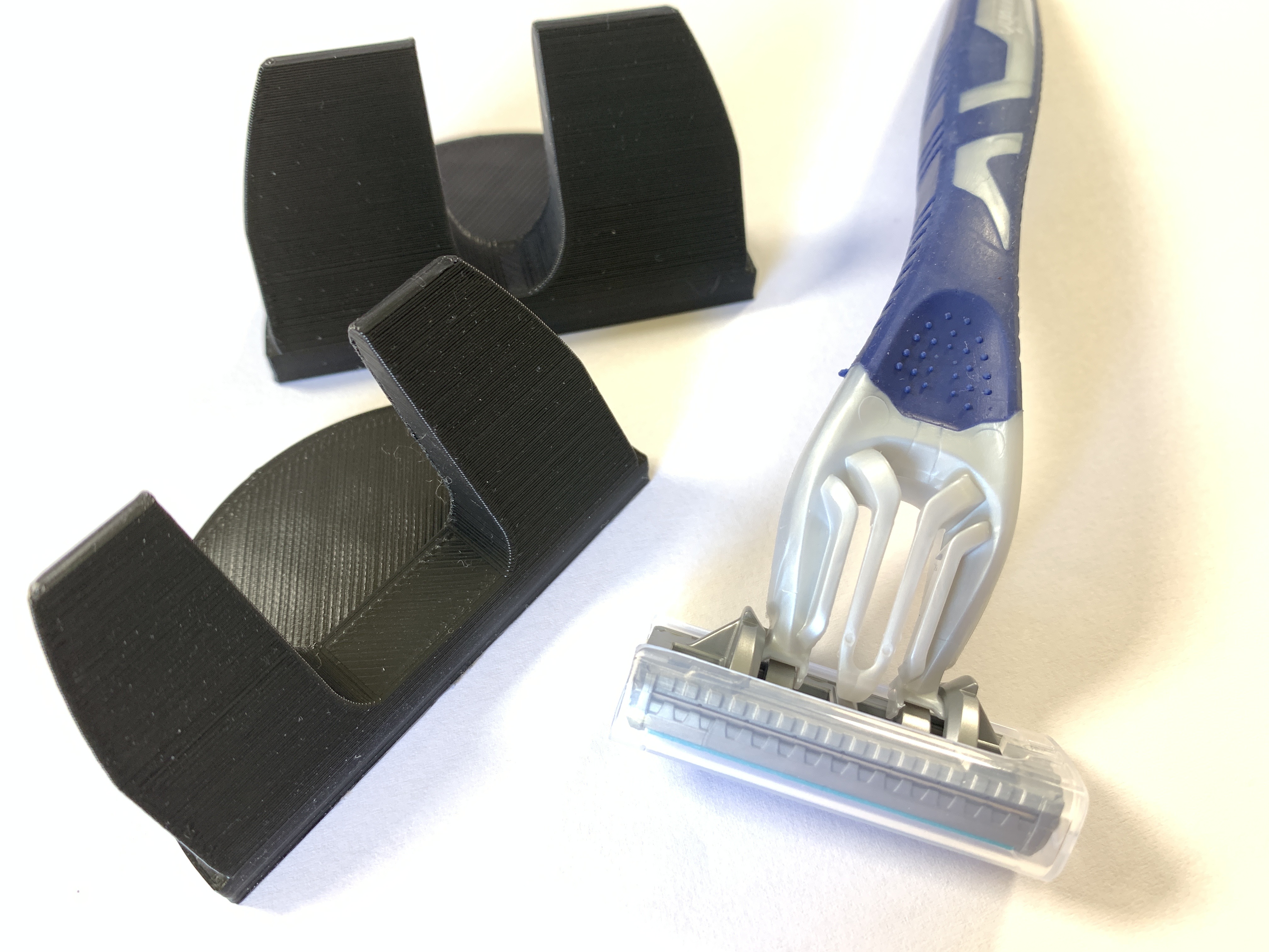 🪒 Quick to Print Bathroom Shaving Razor Holder・Free STL File for ・Cults