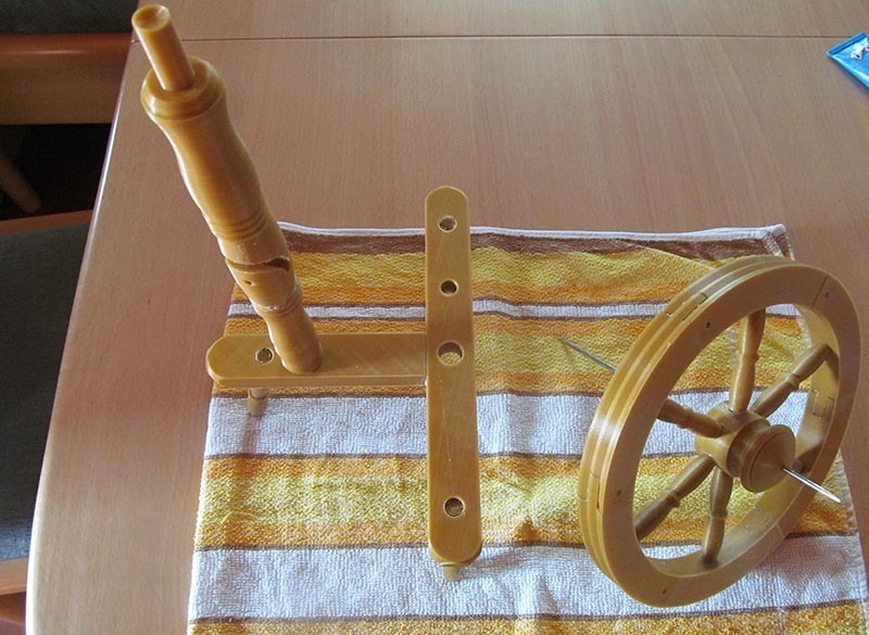 Free STL file spinning wheel 🛞 ・Model to download and 3D print・Cults