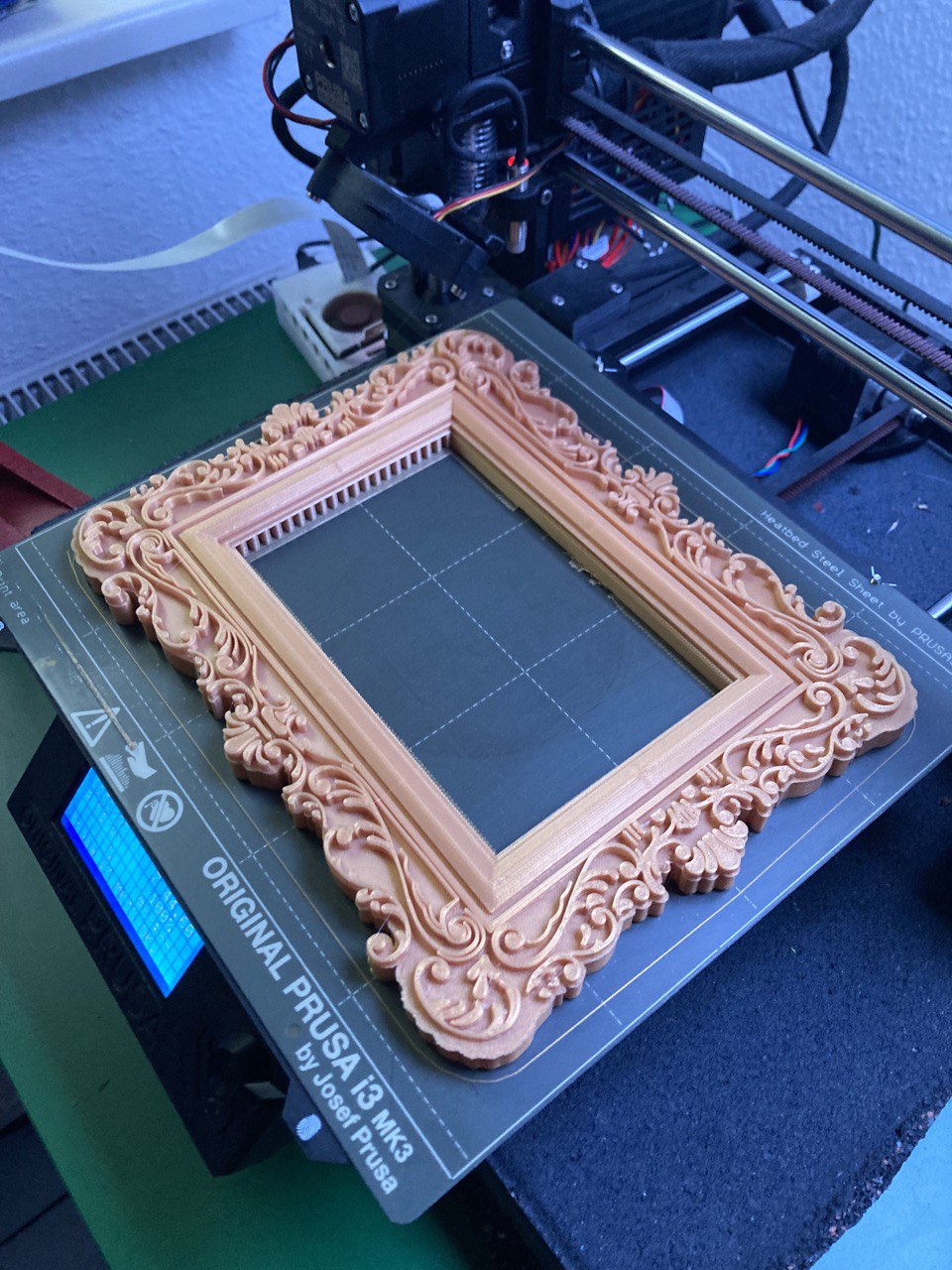 🖼️ Baroque Picture Frame 4x6" (10x15cm)・ STL File for ・Cults