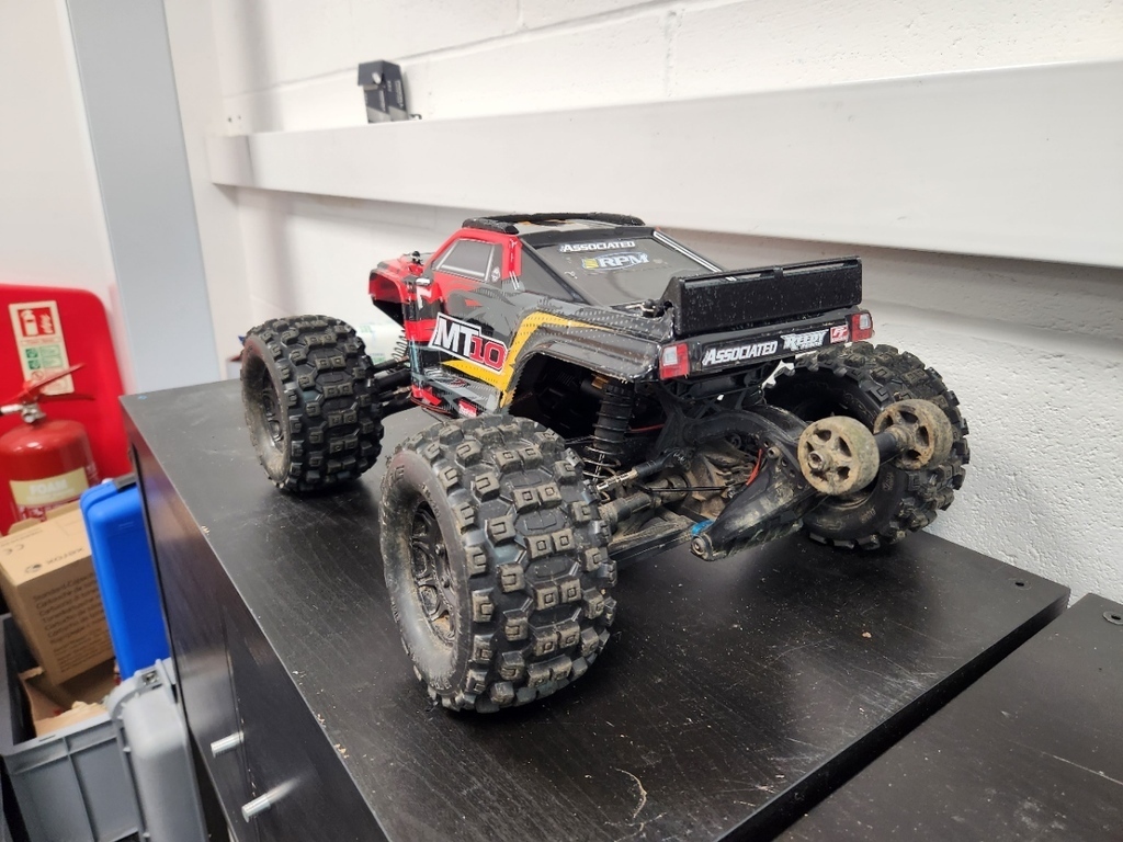 3D file Team Associated Rival MT10 V1 / Version 1 - Wing Skid Guard 🪶 ...