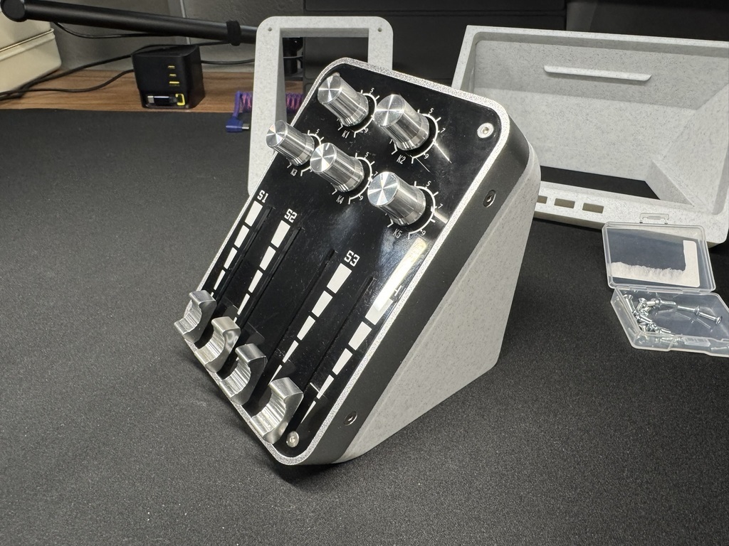 Free 3D file PCPanel Pro stand 🖥️ ・3D printable object to download・Cults