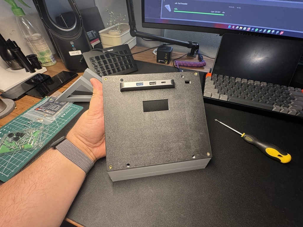 🎵 PCPanel Pro and Stream Deck XL stand・Free 3D File for ・Cults