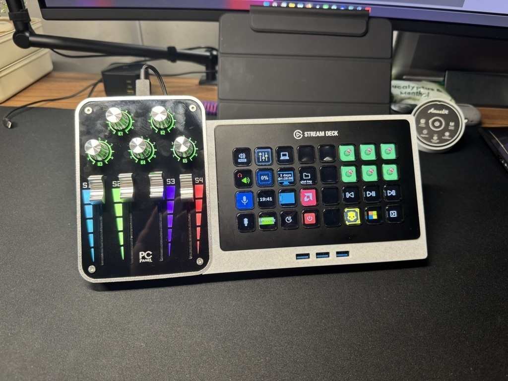 Free 3D file PCPanel Pro and Stream Deck XL stand V2 🖥️ ・Object to ...
