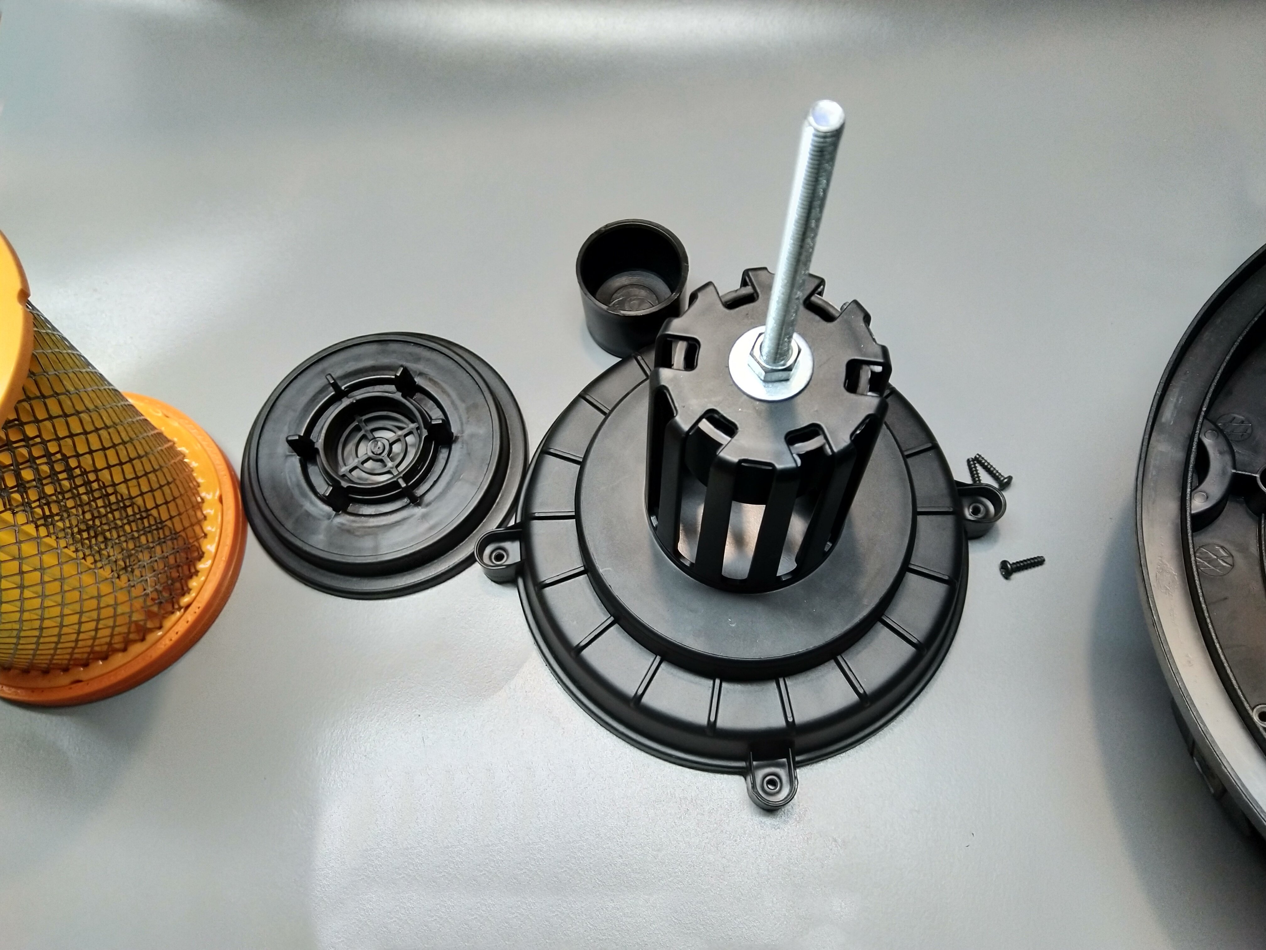 3D printable Moskvich car filter holder for industrial vacuum cleaner・Cults