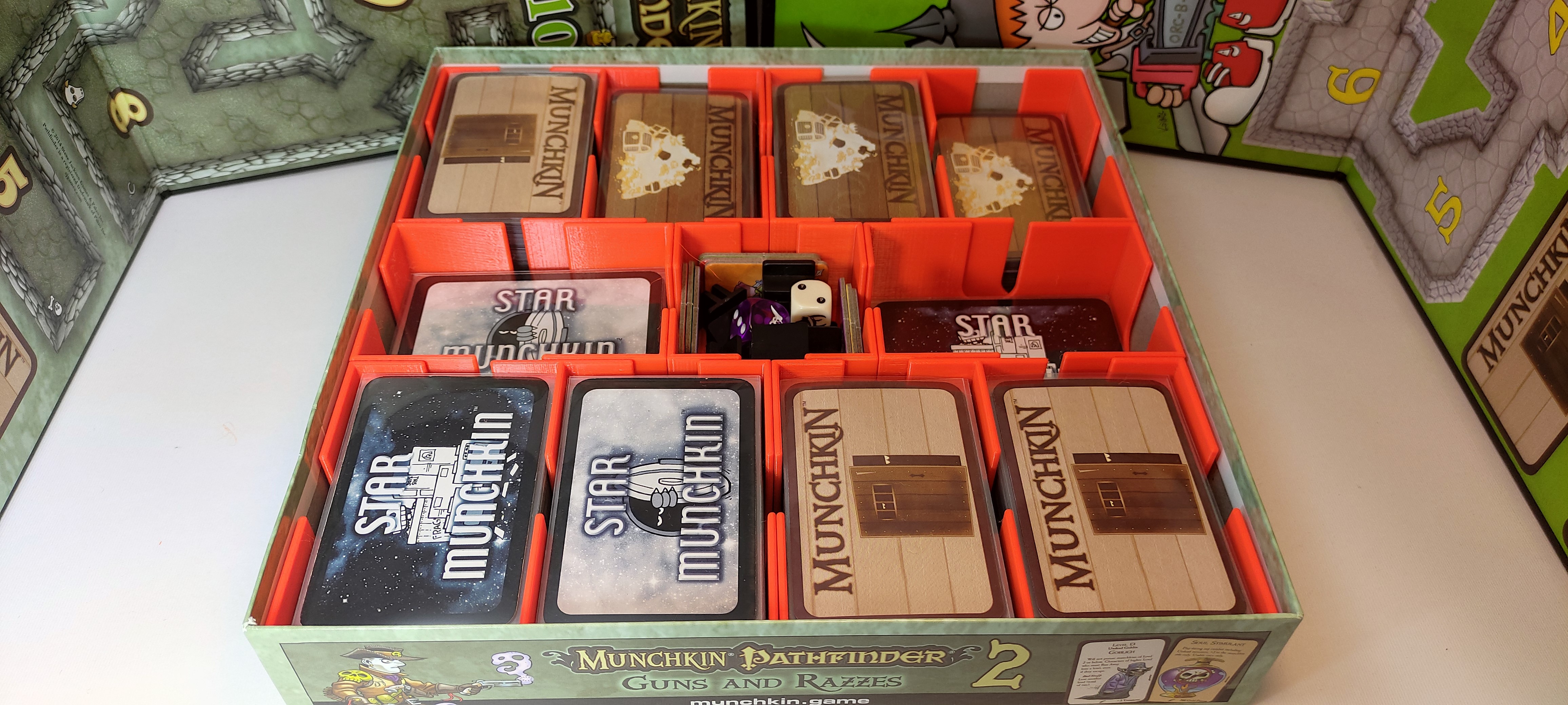 STL file Munchkin Card Dividers 🃏・3D printer design to download・Cults