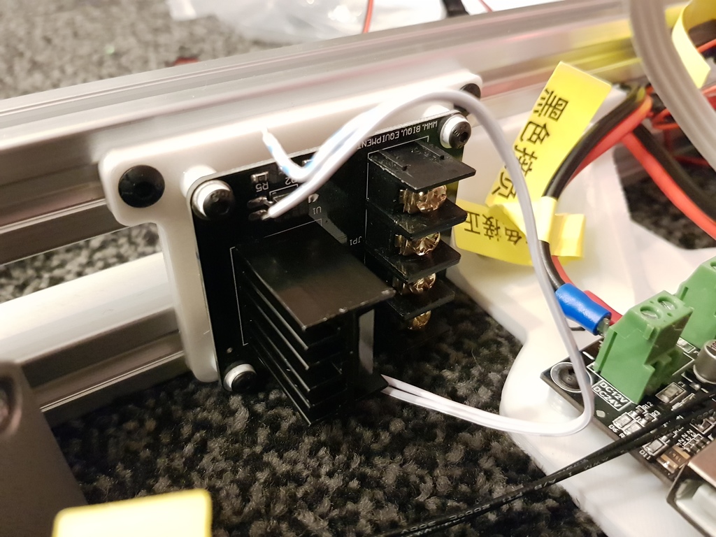 Free 3D file Mosfet Mount 50x60 side or 2020 extrusion 🔧 ・3D printable ...