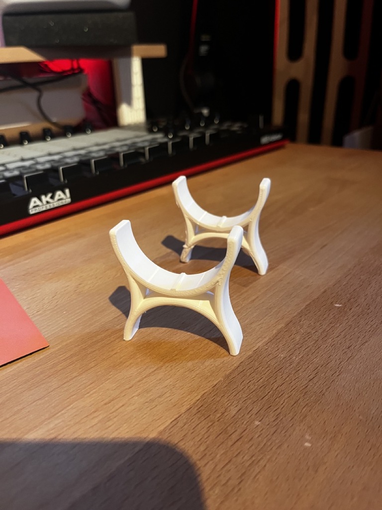 Free 3D file Hitachi XL 2000 feet / mount 🦶 ・Template to download and ...