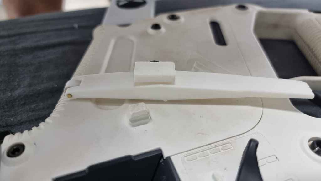 🧑‍🔧 Krytac Kriss Vector Mag release extender・Archivo 3D Gratis para ・Cults