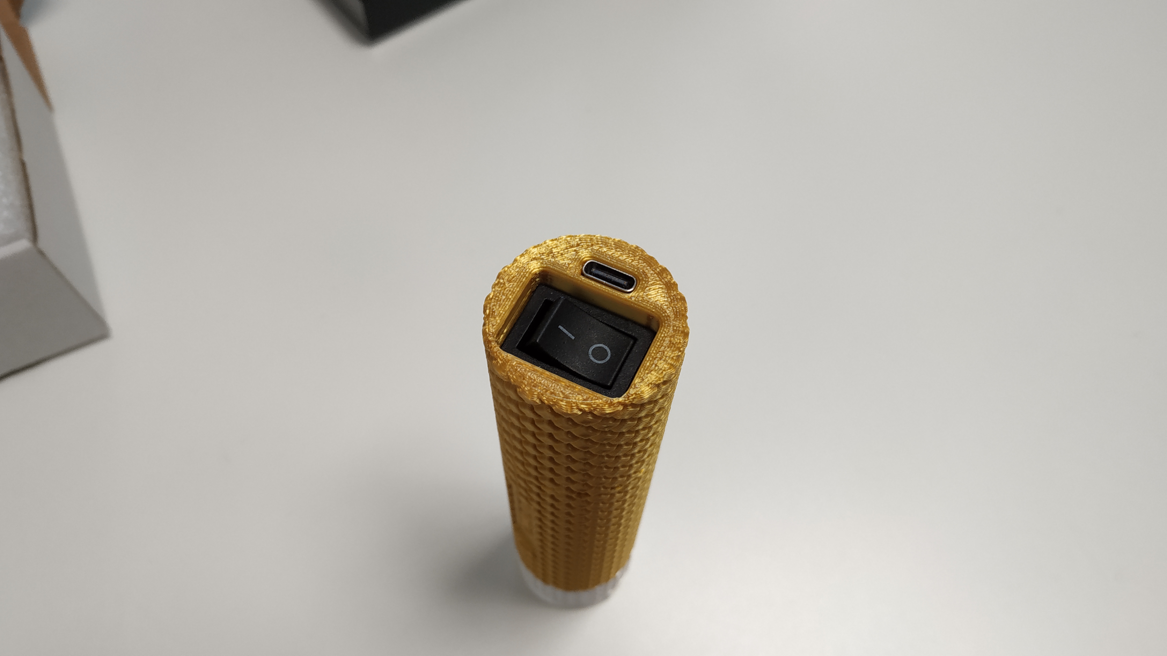 🔦 LED flashlight with 18650 battery and USB-C connector, incl. TPU ...