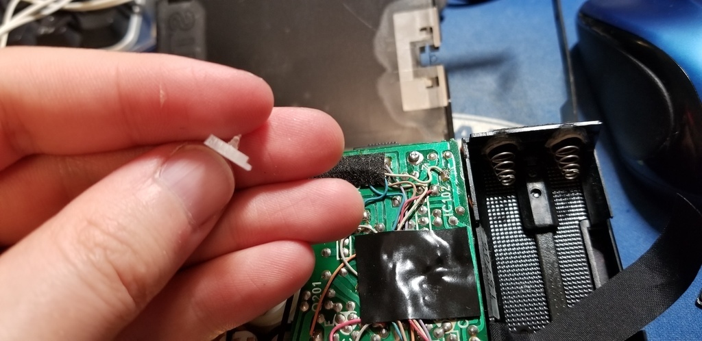 🔋 Sony Walkman TPS-L2/WM-3 Replacement Battery Cover Catch・Free 3D File ...