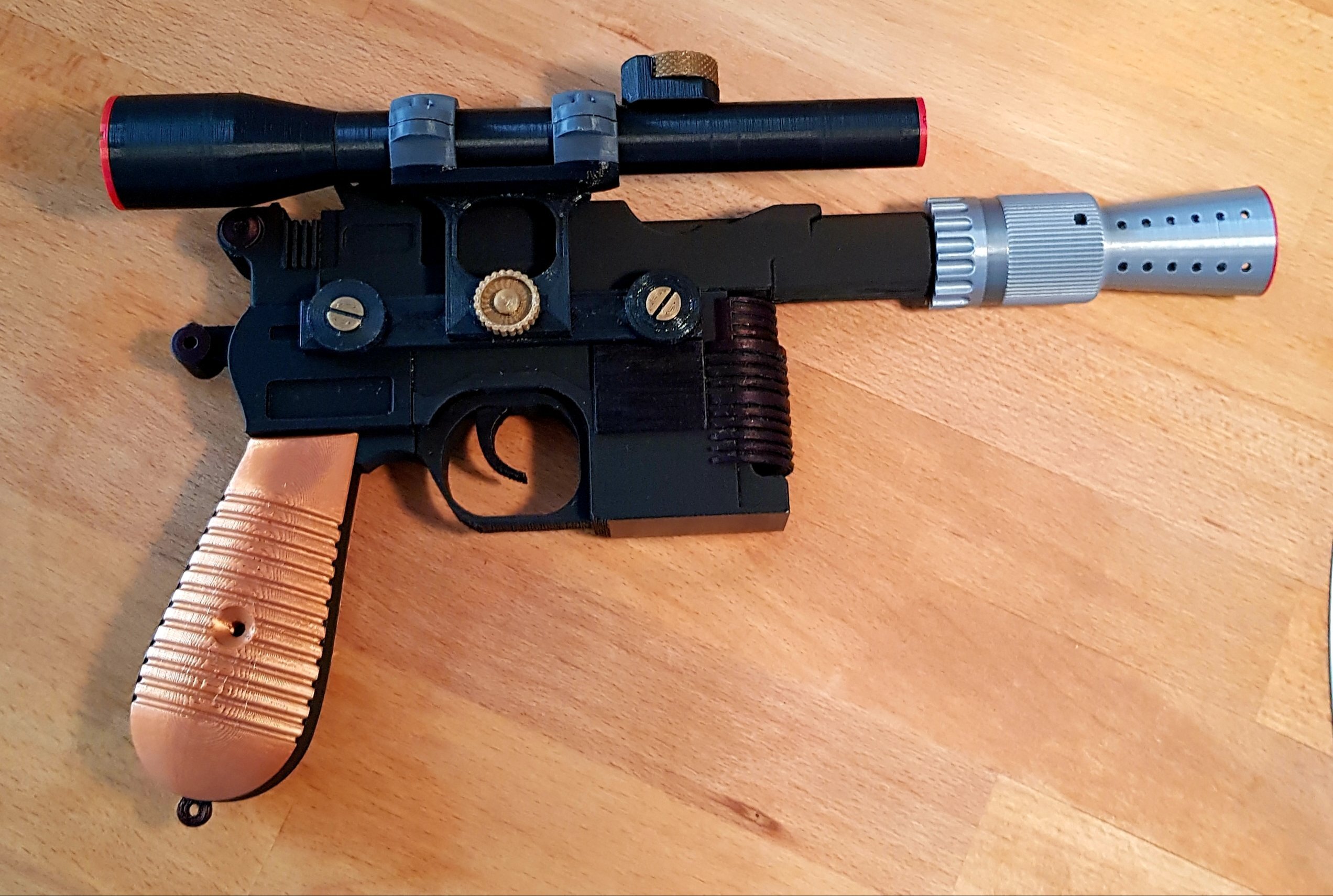 3D printable DL-44 / Han solo / A New Hope version / Full blaster・Cults