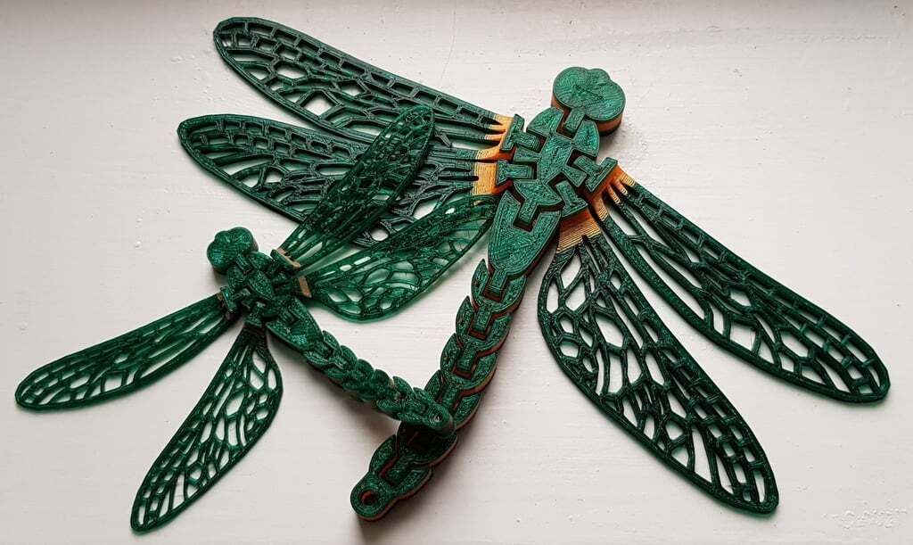 3D printing Floppy Dragonfly・Cults