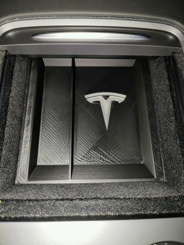 🚗 Tesla 3 / Y Console Tray from 2021 models・Free 3D File for ・Cults