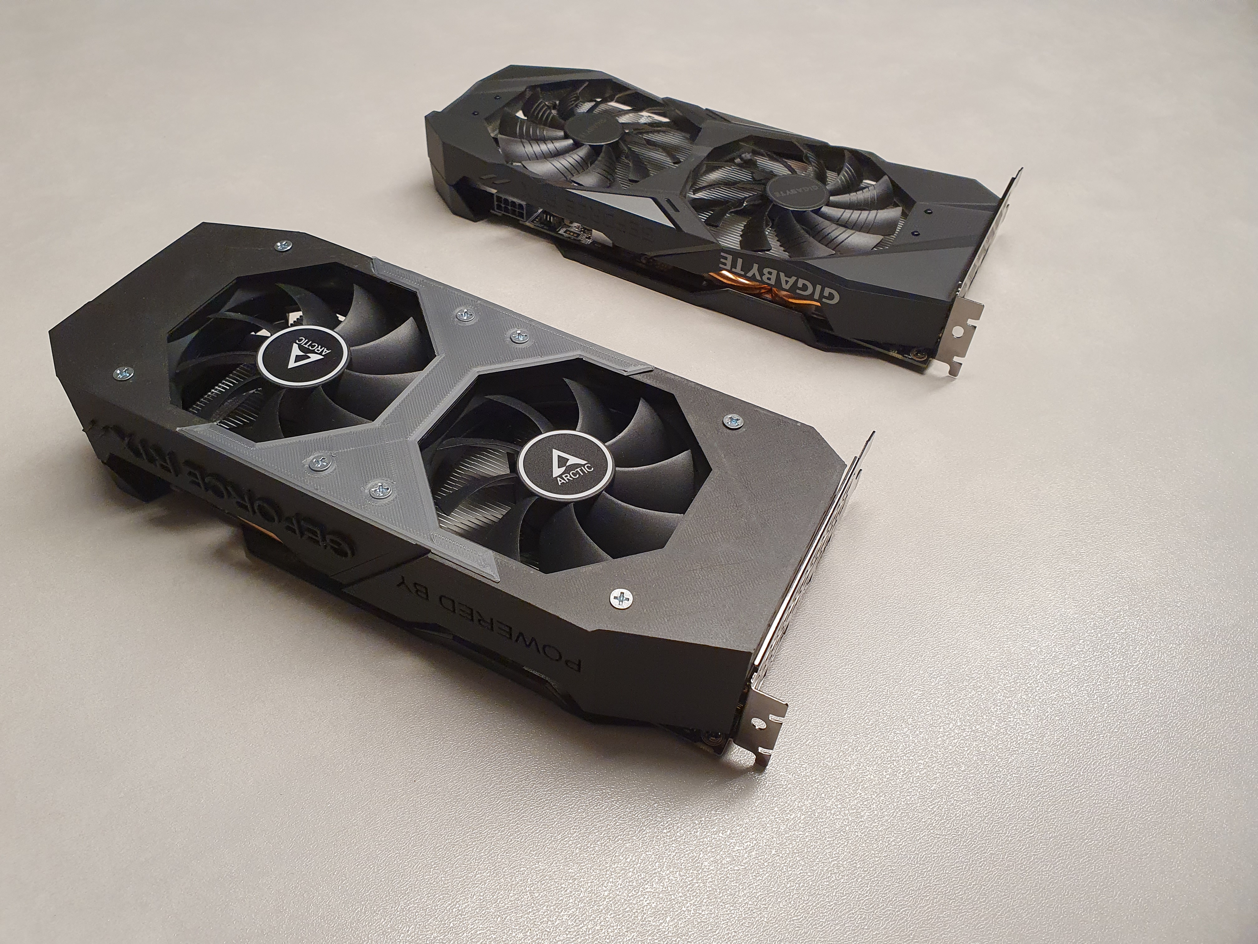 👽 Gigabyte RTX GPU Housing for Standard 92x25 mm Fans・ STL File for ・Cults