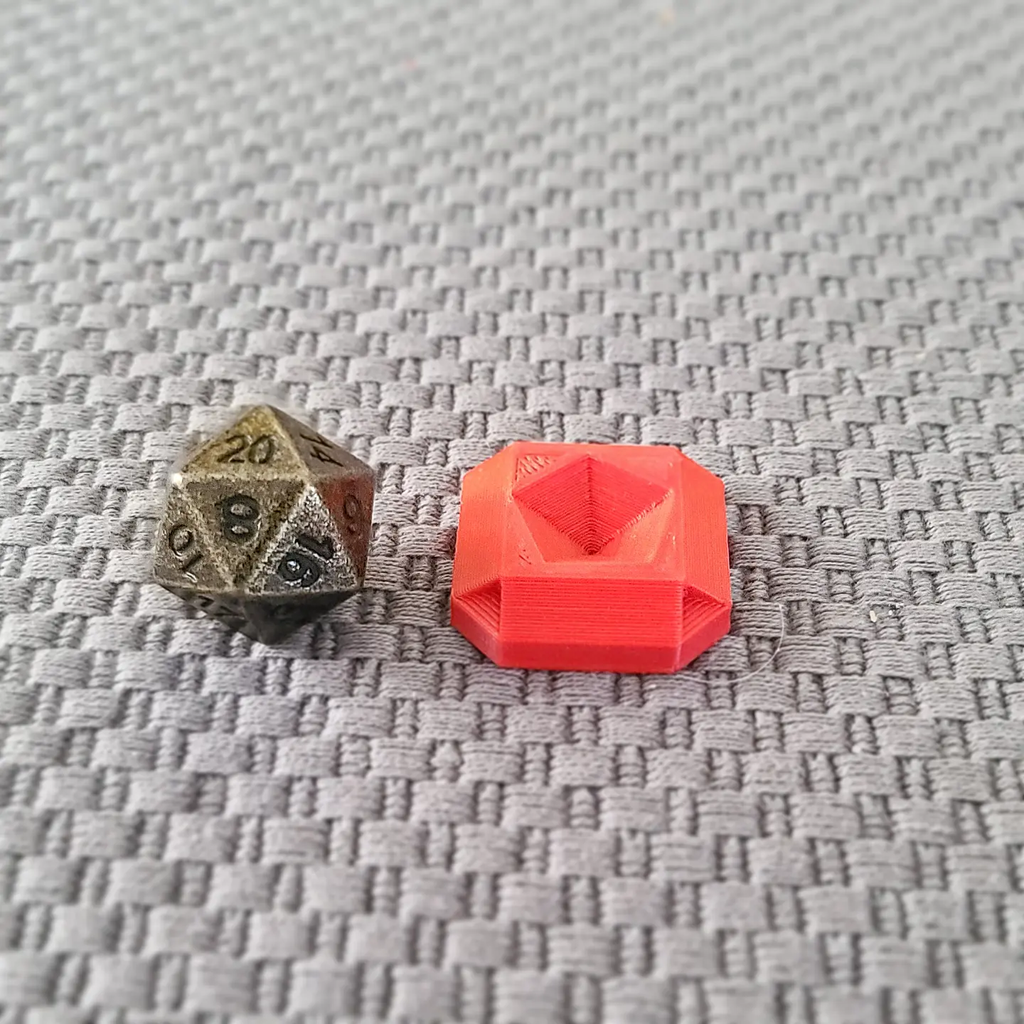🎲 D20 pedestal・ STL File for ・Cults