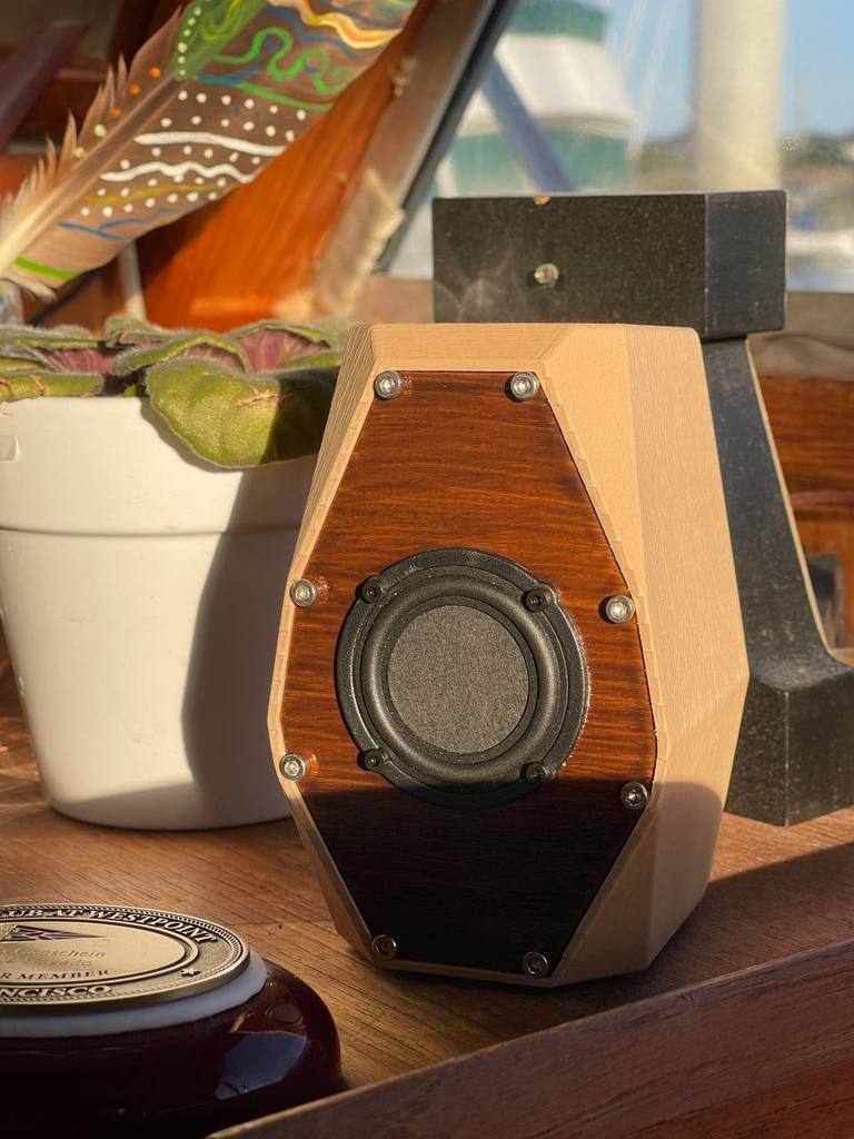 Archivo 3D gratuito Tectonic TEBM35C10-4 BMR Recinto para altavoz Full ...