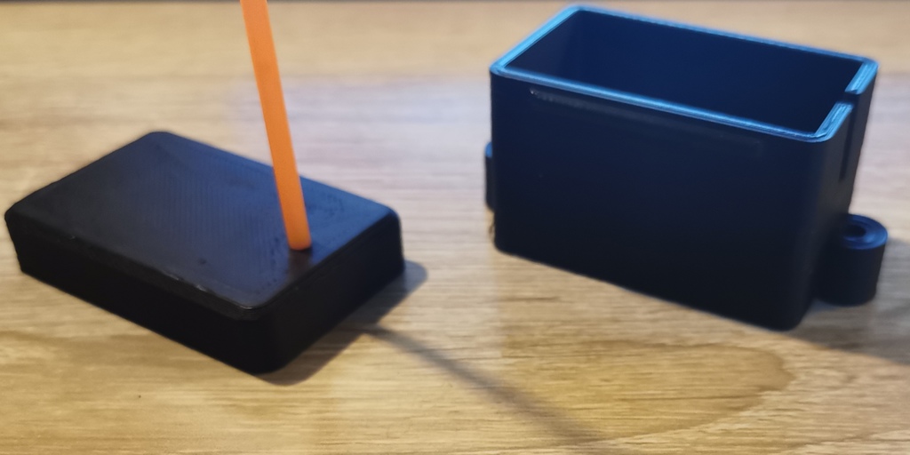 Free 3D file RC transmitter box 📦・Model to download and 3D print・Cults