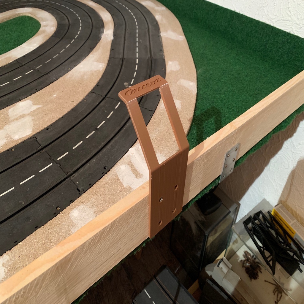 🚗 Carrera Slot Car Controller Holder・Free 3D File for ・Cults