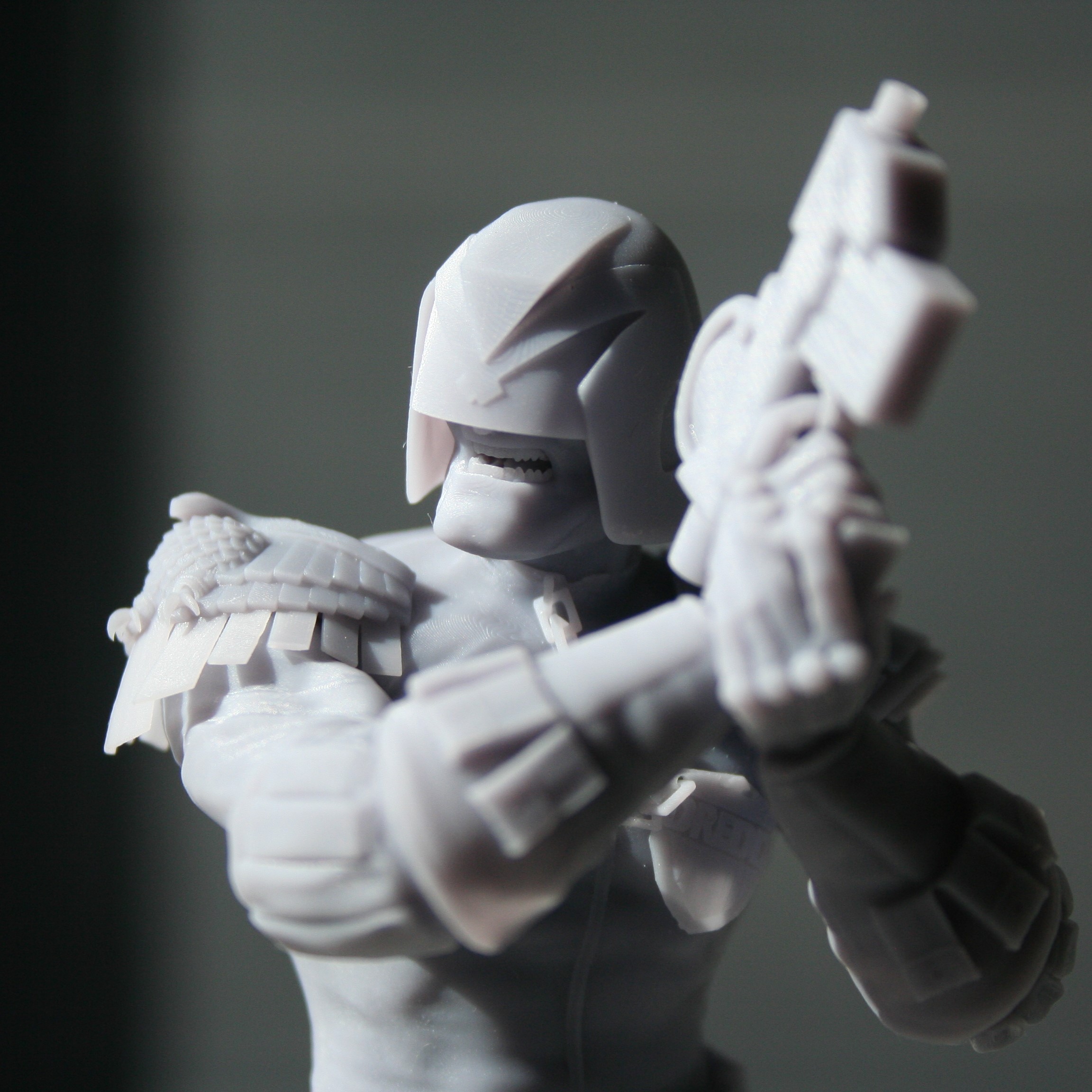 🧑‍⚖️ Judge Dredd・Free STL File for ・Cults