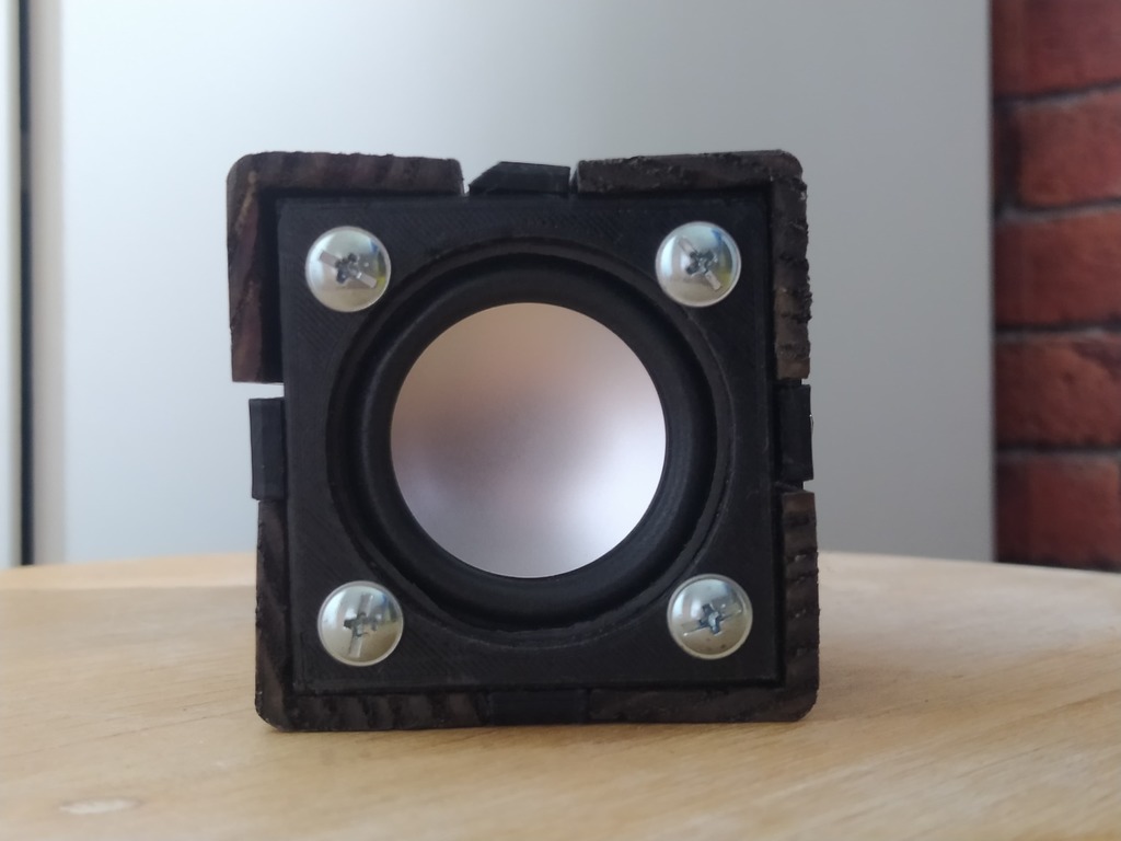 🪵 Plastic - wooden speaker 2x3w・Free 3D File for ・Cults