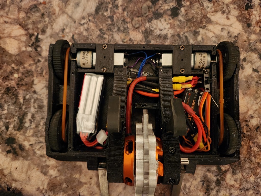 Archivo STL gratis Plasferatu Robot de combate Antweight de plástico de ...