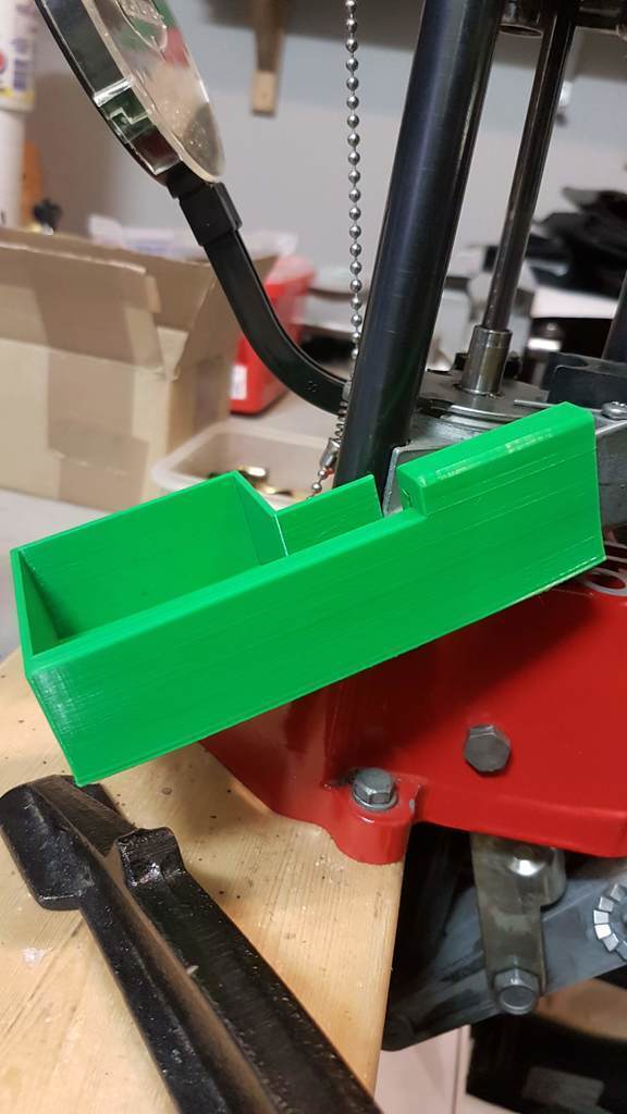 ⚙️ Lee Pro 1000 bullet tray・Free STL File for 3D printing・Cults
