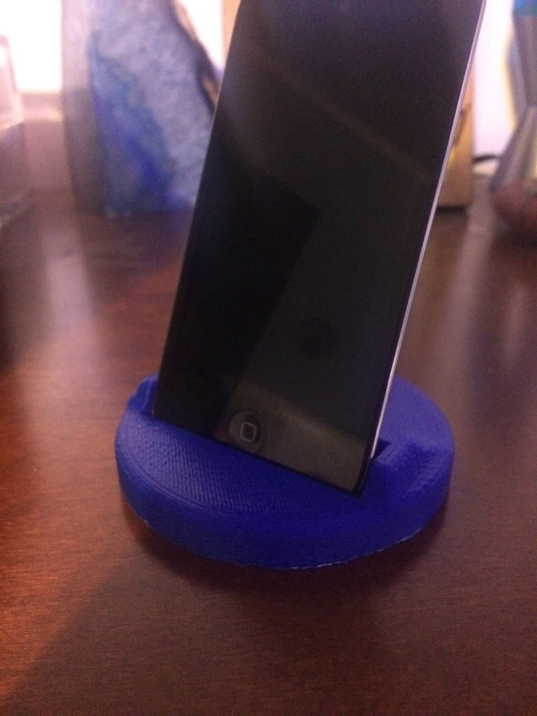 3D printed Iphone 5 and 5S stand・Cults