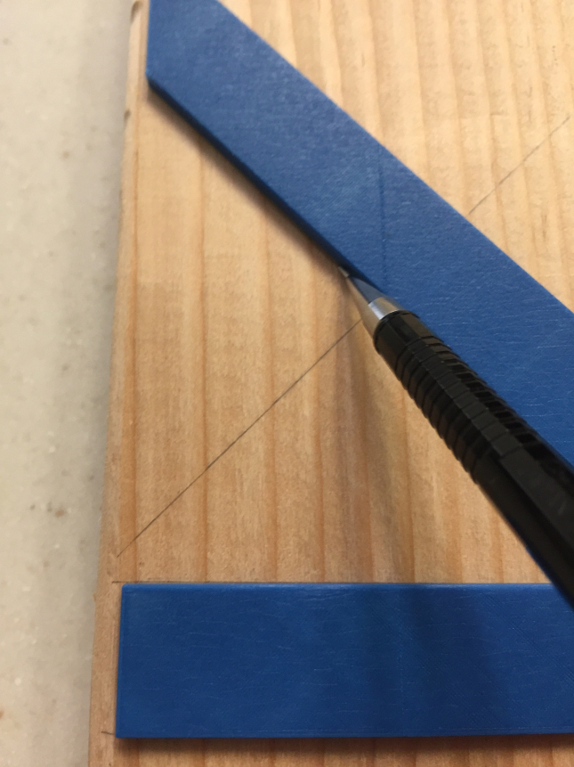 Free 3D file Center Line Finder Jig 🪚 ・3D printable design to download ...