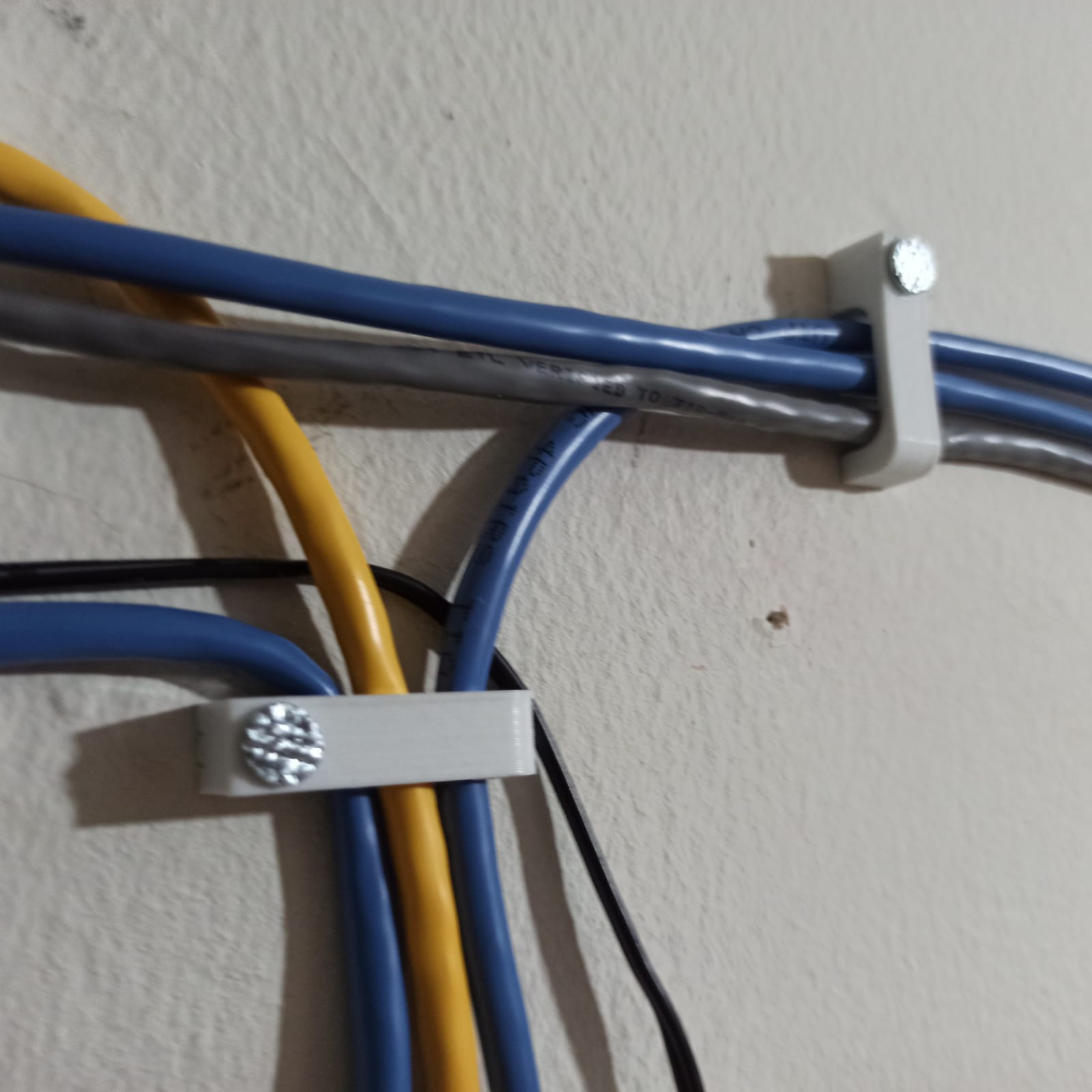 Archivo STL Clip para ruteo de cables 🏠 ・Diseño para descargar y ...