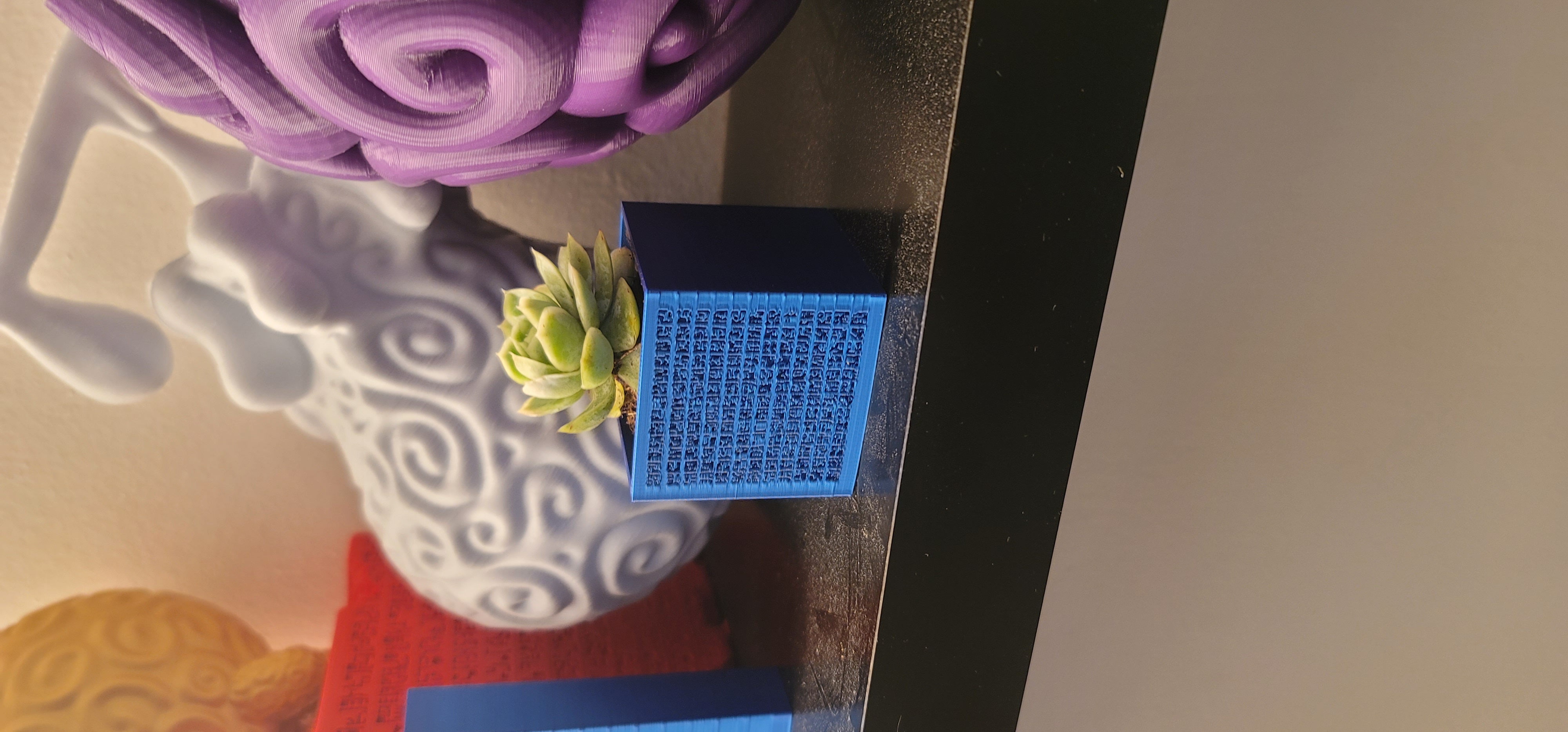 STL file One Piece Poneglyph 👾 ・3D printable model to download・Cults